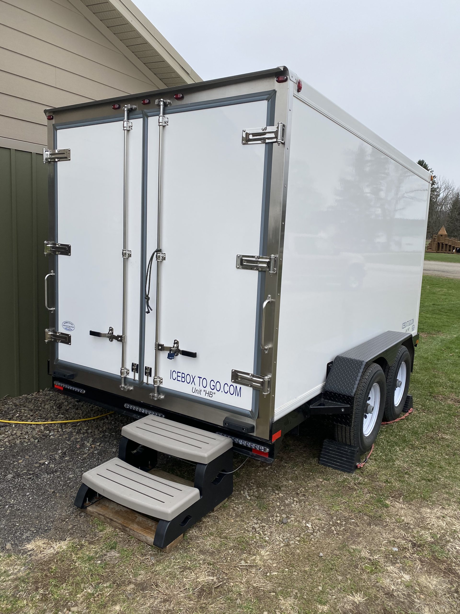 Refrigerated Trailer Rentals - Trailer Physical Specs & Info